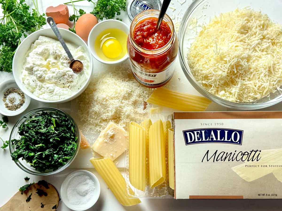 Easy Homemade Manicotti Recipe – Cheesy, Creamy & Delicious!
