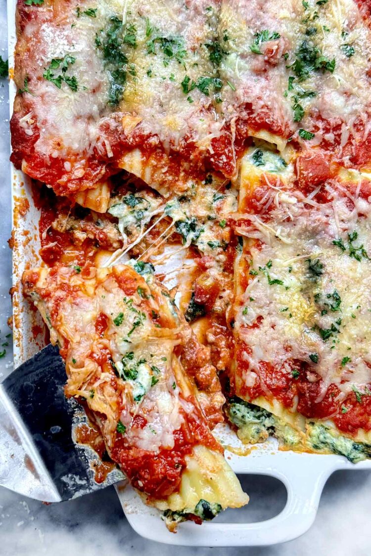Easy Homemade Manicotti Recipe – Cheesy, Creamy & Delicious!